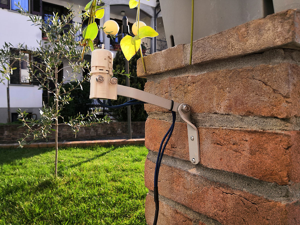 Commercial 2 wires rain sensor converted to smart sensor with Shelly d ...