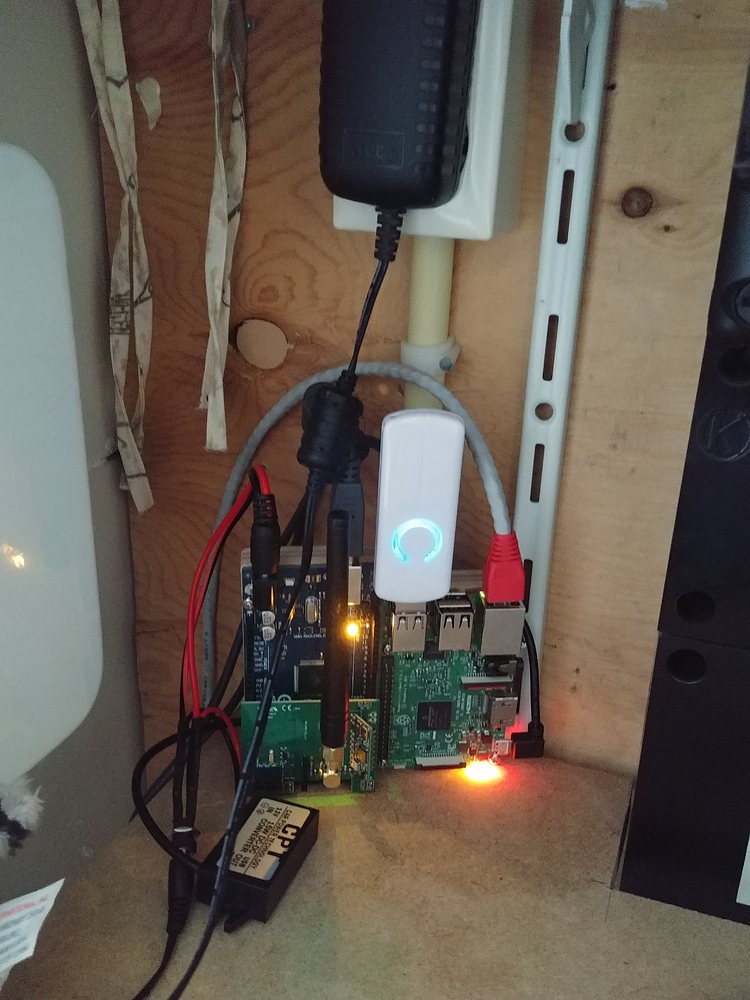 One power adater for Pi and Arduino Mega with RFlink (how to) - Share ...