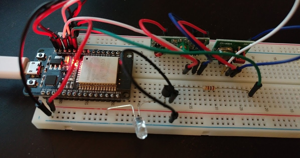 Presence detection, BLE, mi flora, RF gateway with ESP32, OpenMQTTGateway is now compatible ...