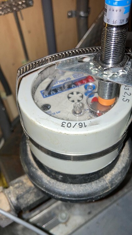 DIY Inductive Zigbee water meter - Share your Projects! - Home ...