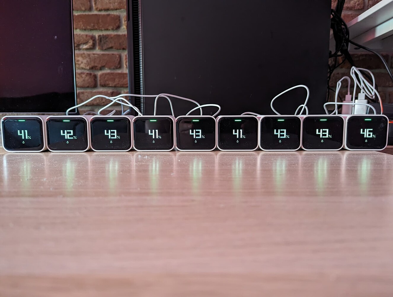 Compact card to display multiple air quality readings from multiple air ...