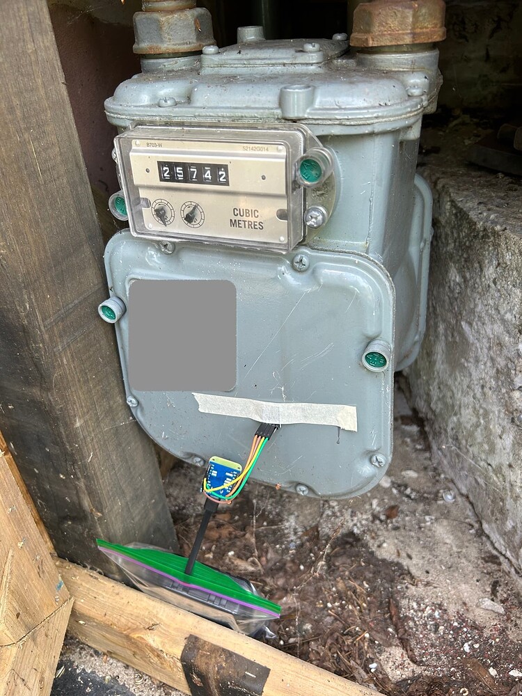 Attempting to read an Elster ACM-250 dumb gas meter with a QMC5883L ...