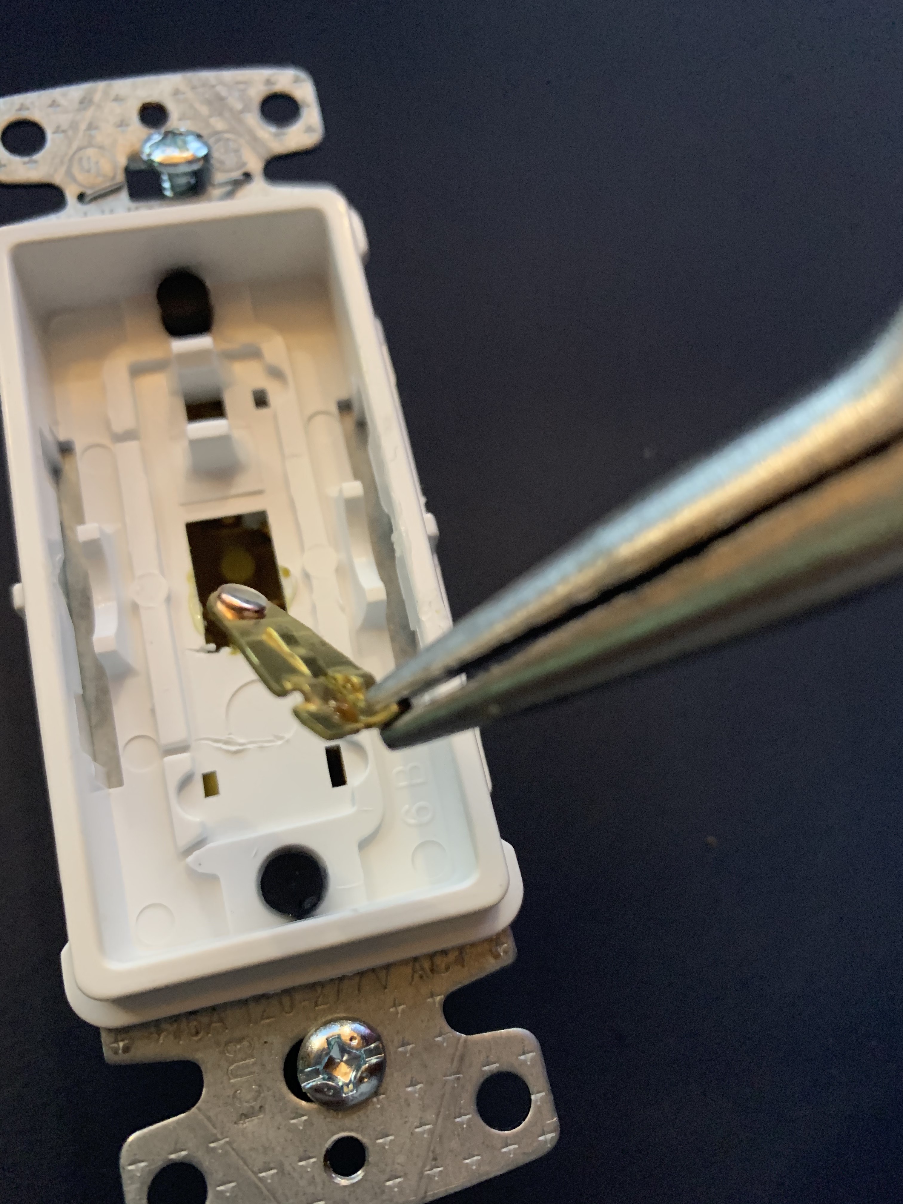 Momentary Contact Conversion: Hubbell Residential Decora Switch (RSD115 ...