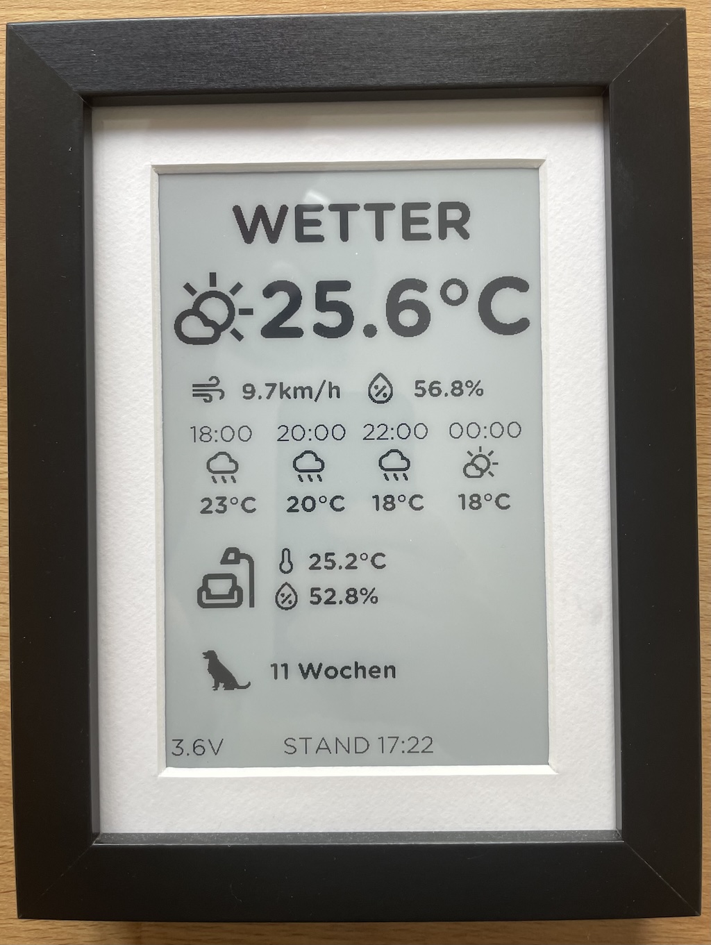 Battery-driven E-Ink Weather/Sensor Dashboard - using BLE/NRF52840 ...